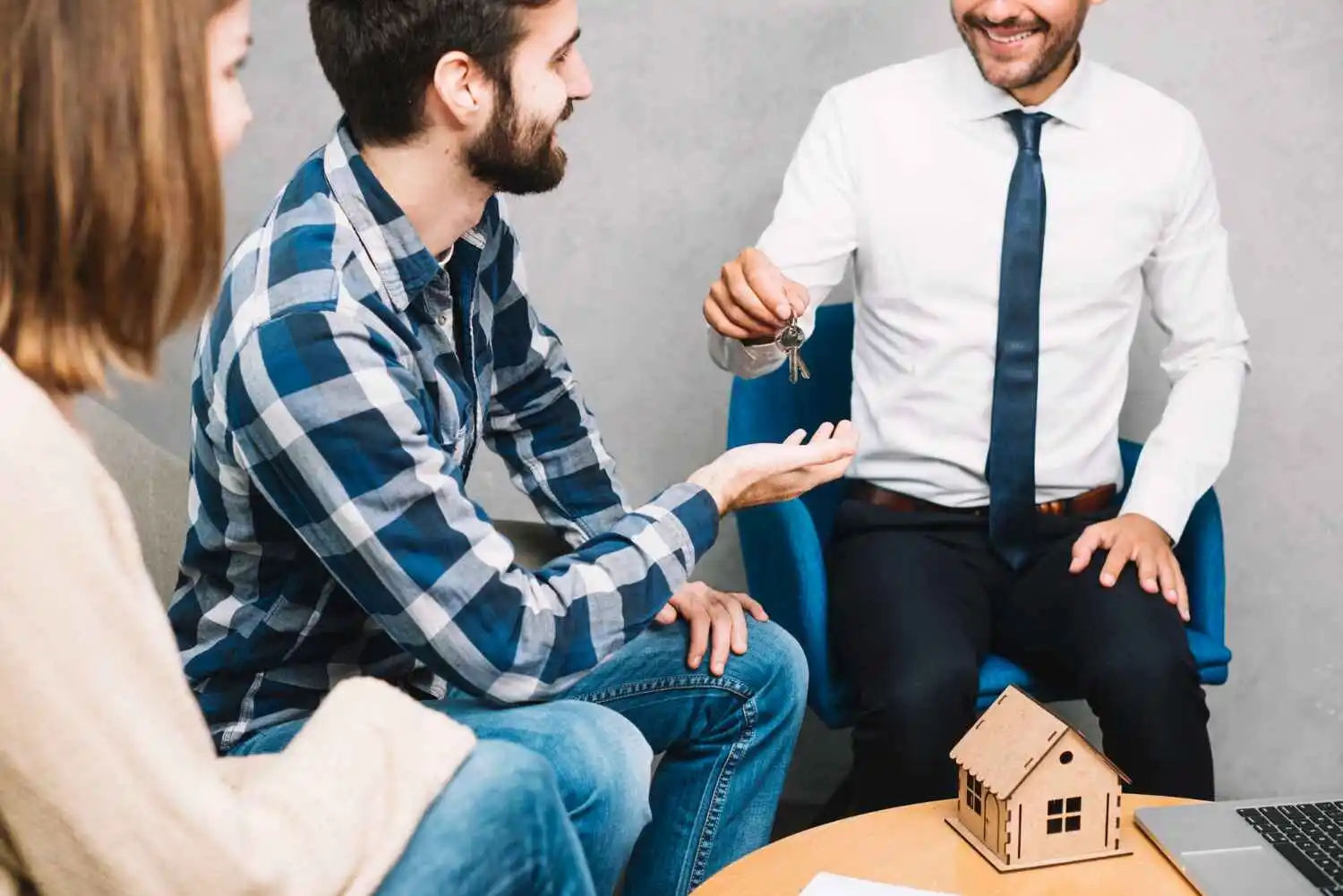 Home Loan Apply Online For Housing Loan With HHFL Home Loan Apply Online For Housing Loan With HHFL